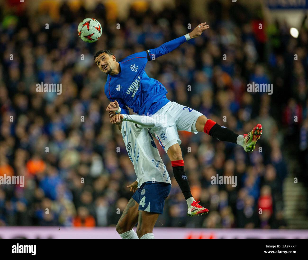 Talisca fenerbahce hi-res stock photography and images - Alamy