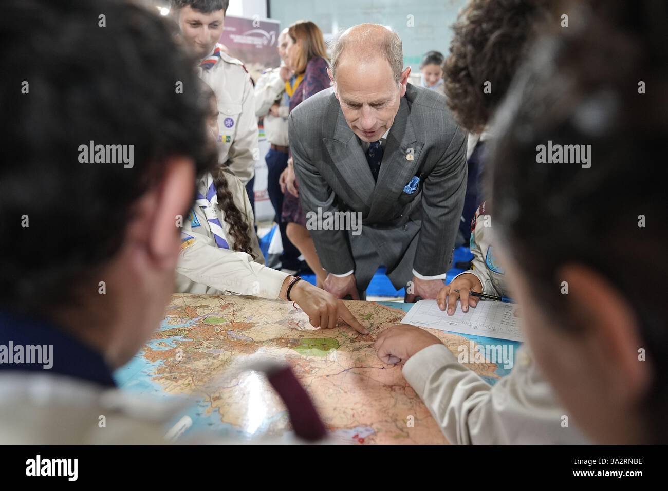 The Duke of Edinburgh meets young people taking part in a Scouts map ...