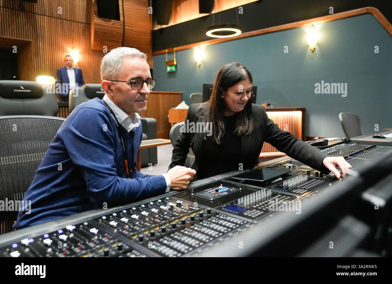 Pressburger pinewood studios hi-res stock photography and images - Alamy