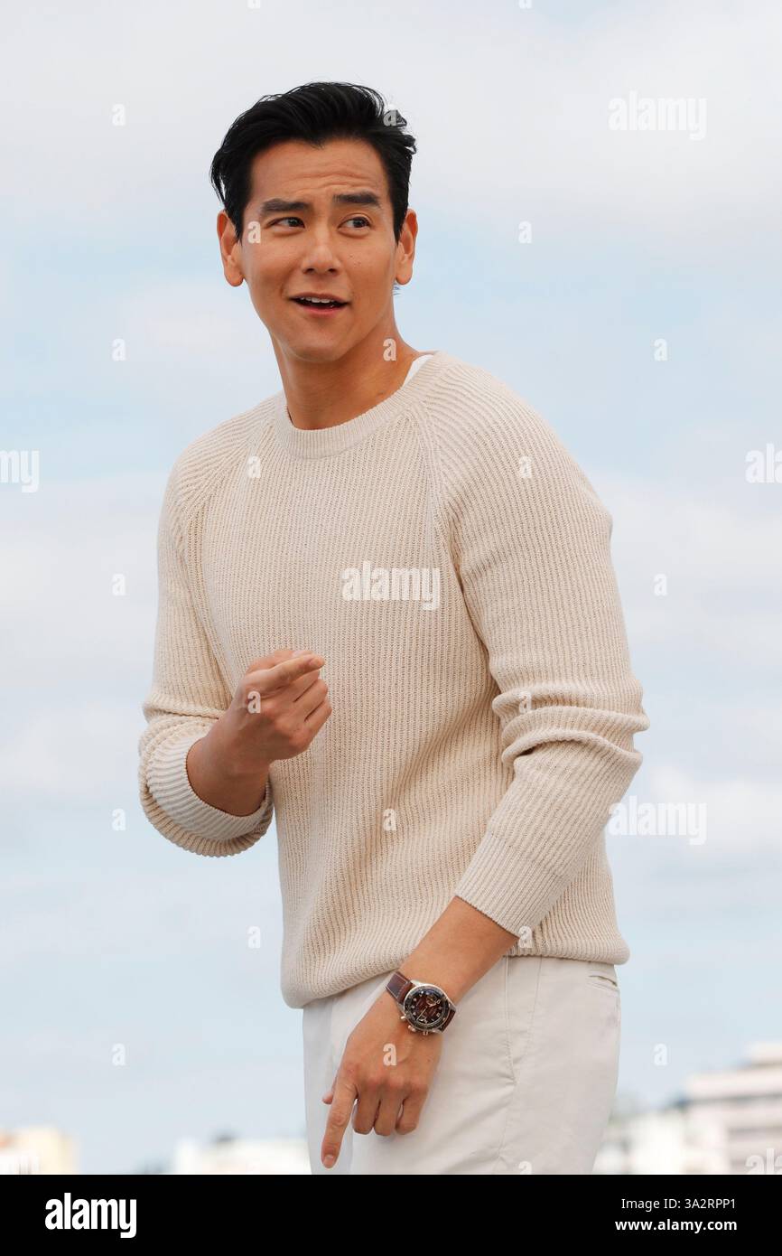 CANNES, FRANCE - MAY 18: Eddie Peng at the 'Black Dog' photocall, at ...