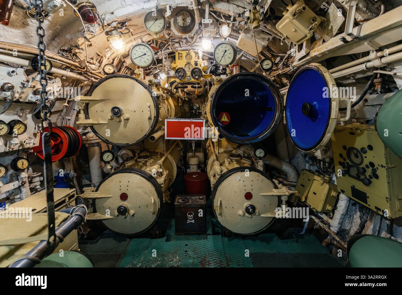 Torpedo tubes inside military submarine Stock Photo - Alamy