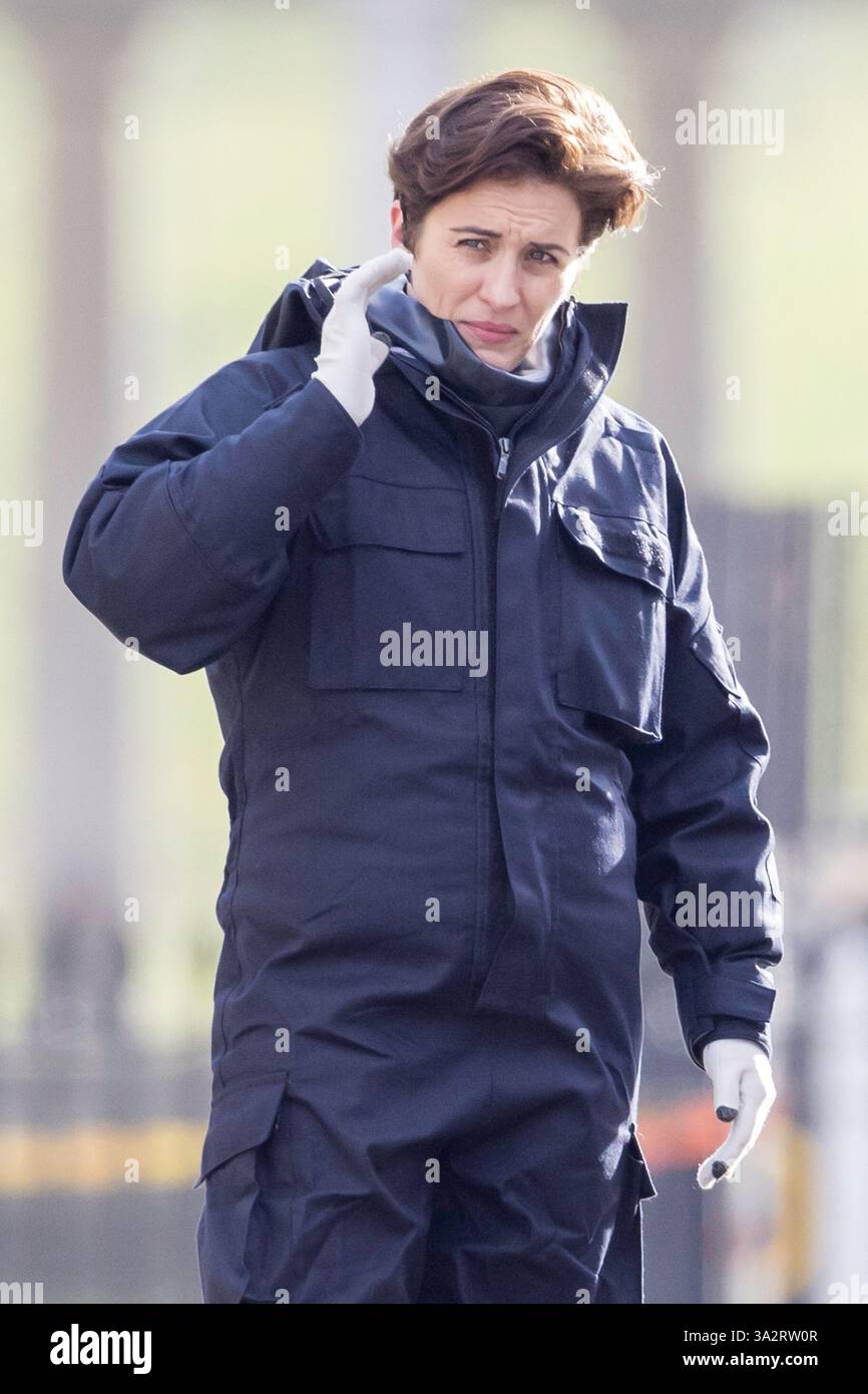 Vicky mcclure military gear hi-res stock photography and images - Alamy