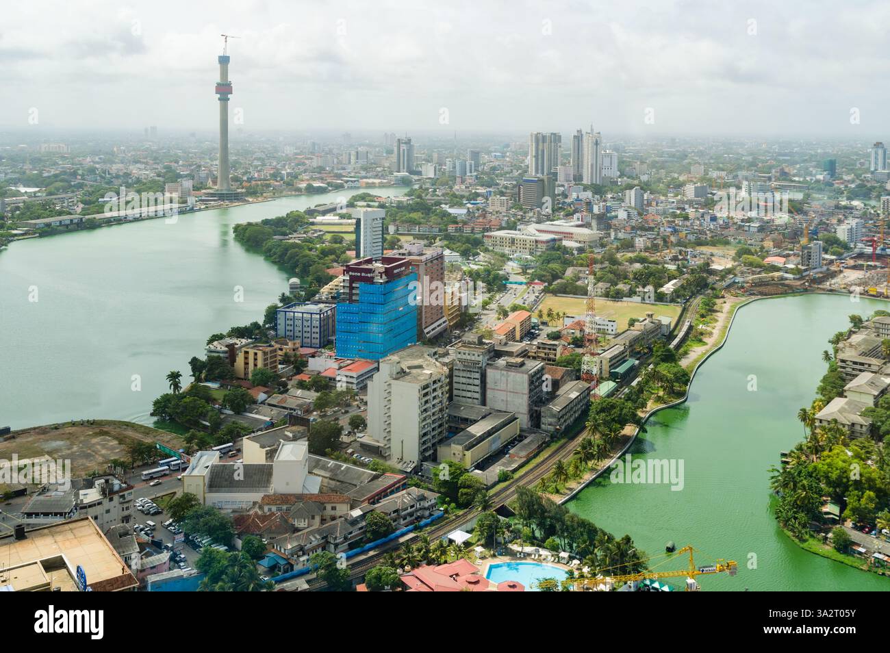 Colombo, Sri Lanka — August 10, 2015: Aerial view of Colombo wth Lotus ...