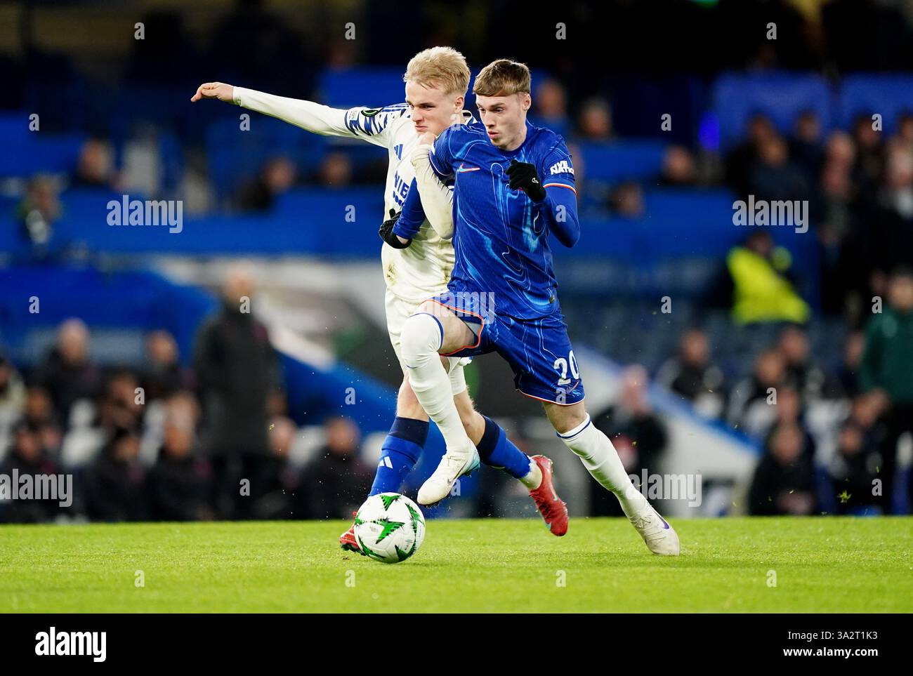 Chelsea's Cole Palmer (right) and Copenhagen's Victor Froholdt (left ...