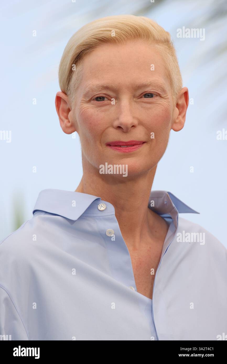 CANNES, FRANCE - MAY 21: Tilda Swinton attends the photocall for "Three ...