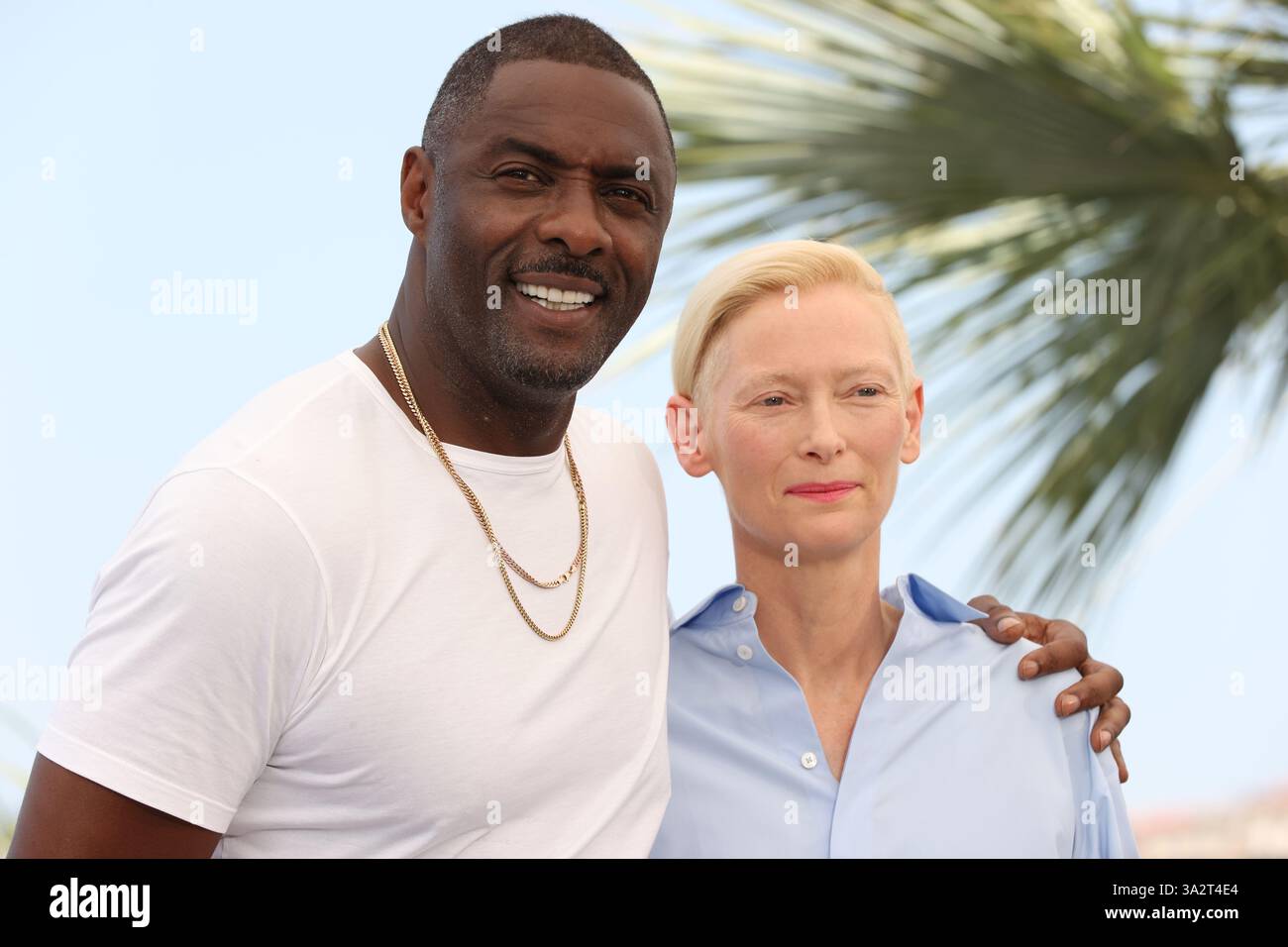 CANNES, FRANCE - MAY 21: British actor Idris Elba and Tilda Swinton ...