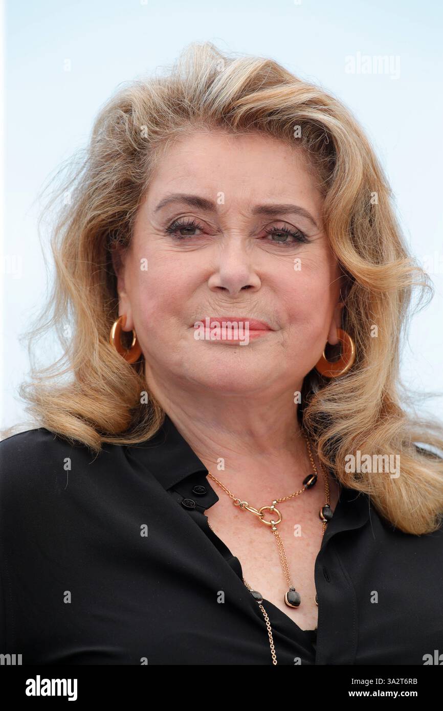 CANNES, FRANCE - JULY 11: Catherine Deneuve attend the "De Son Vivant ...
