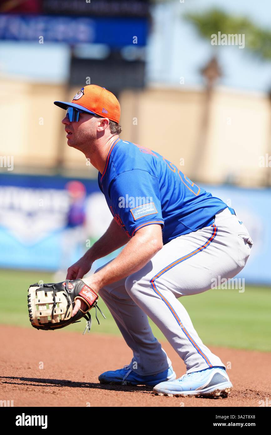 JUPITER, FL - MARCH 12: New York Mets first baseman Pete Alonso (20 ...