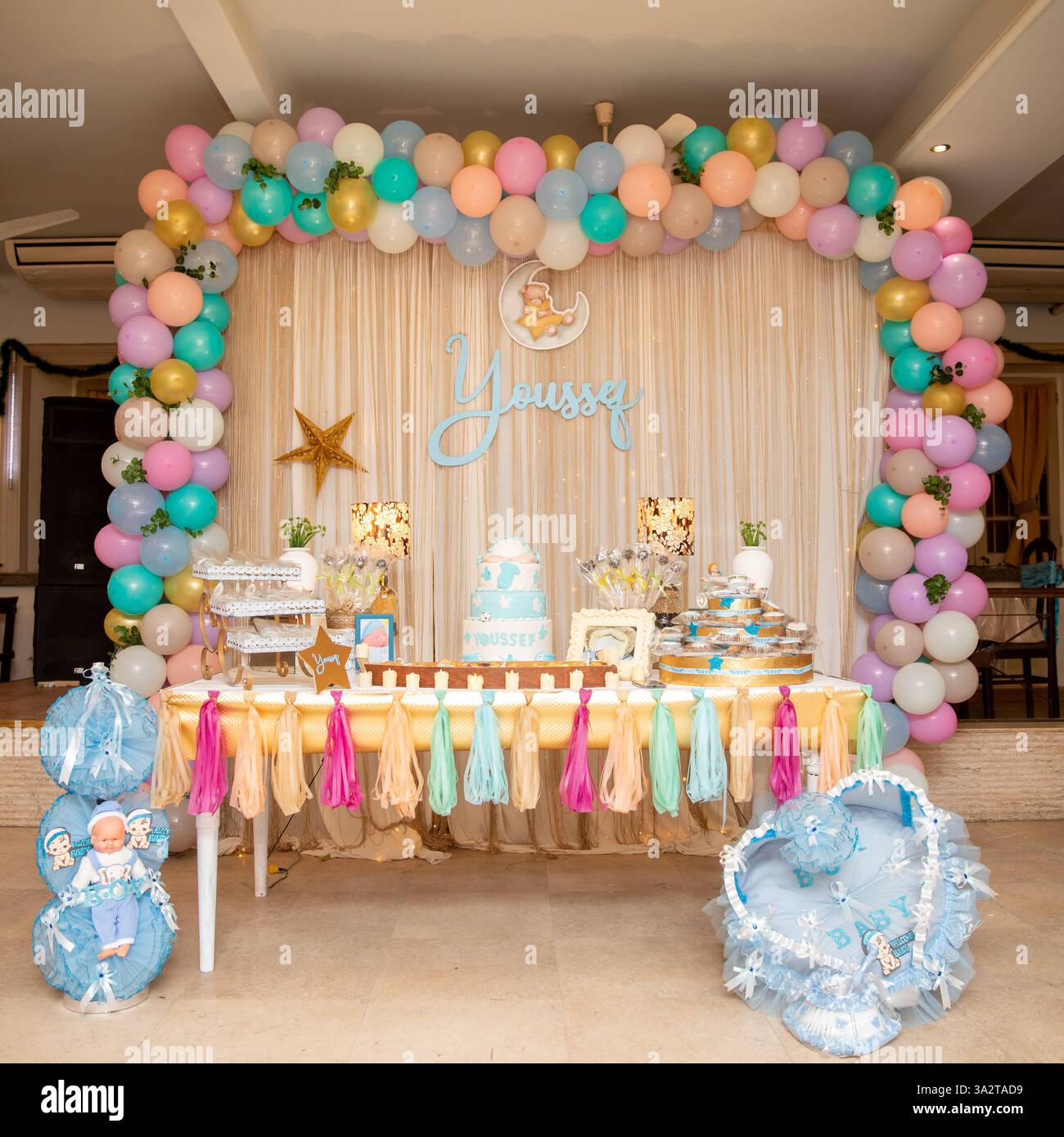 Baby first week party hi-res stock photography and images - Alamy