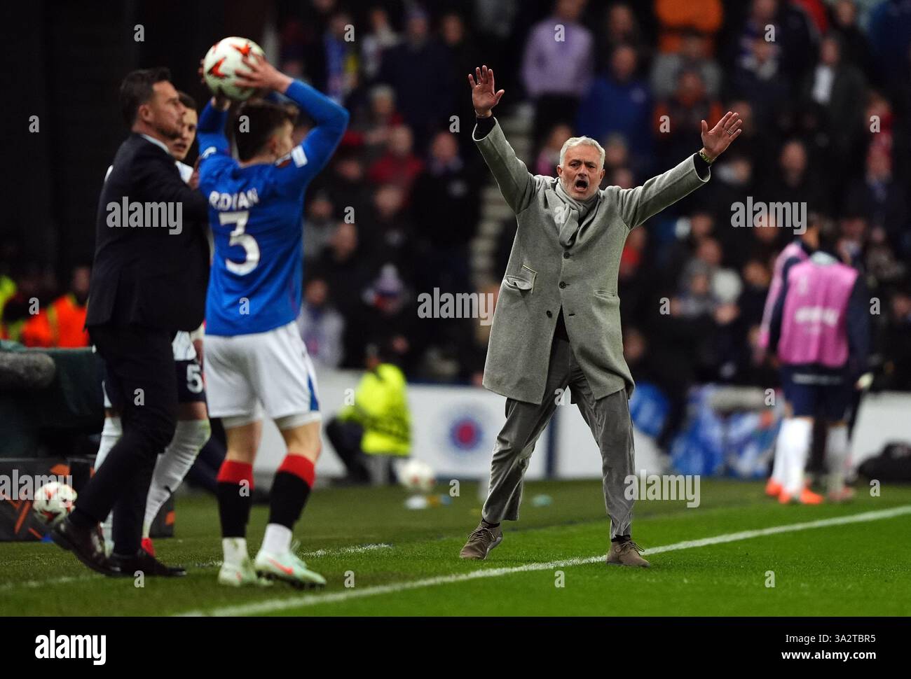 Fenerbahce manager Jose Mourinho during the UEFA Europa League round of ...