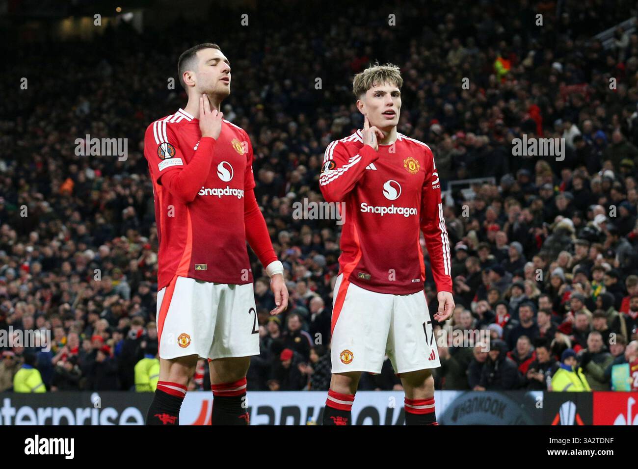 Manchester United defender Diogo Dalot (20) scores a GOAL 4-1 and ...