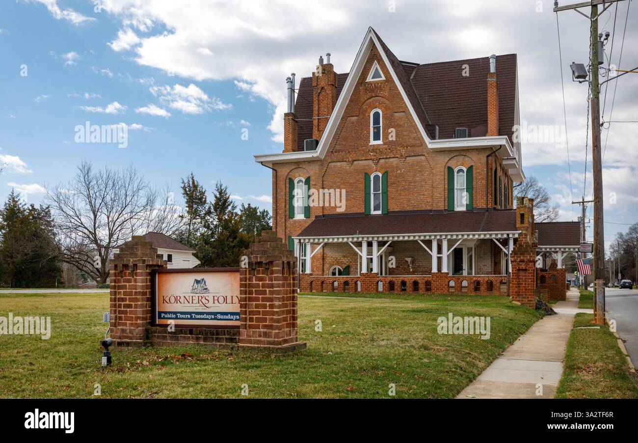 Eccentric folly unusual house hi-res stock photography and images - Alamy