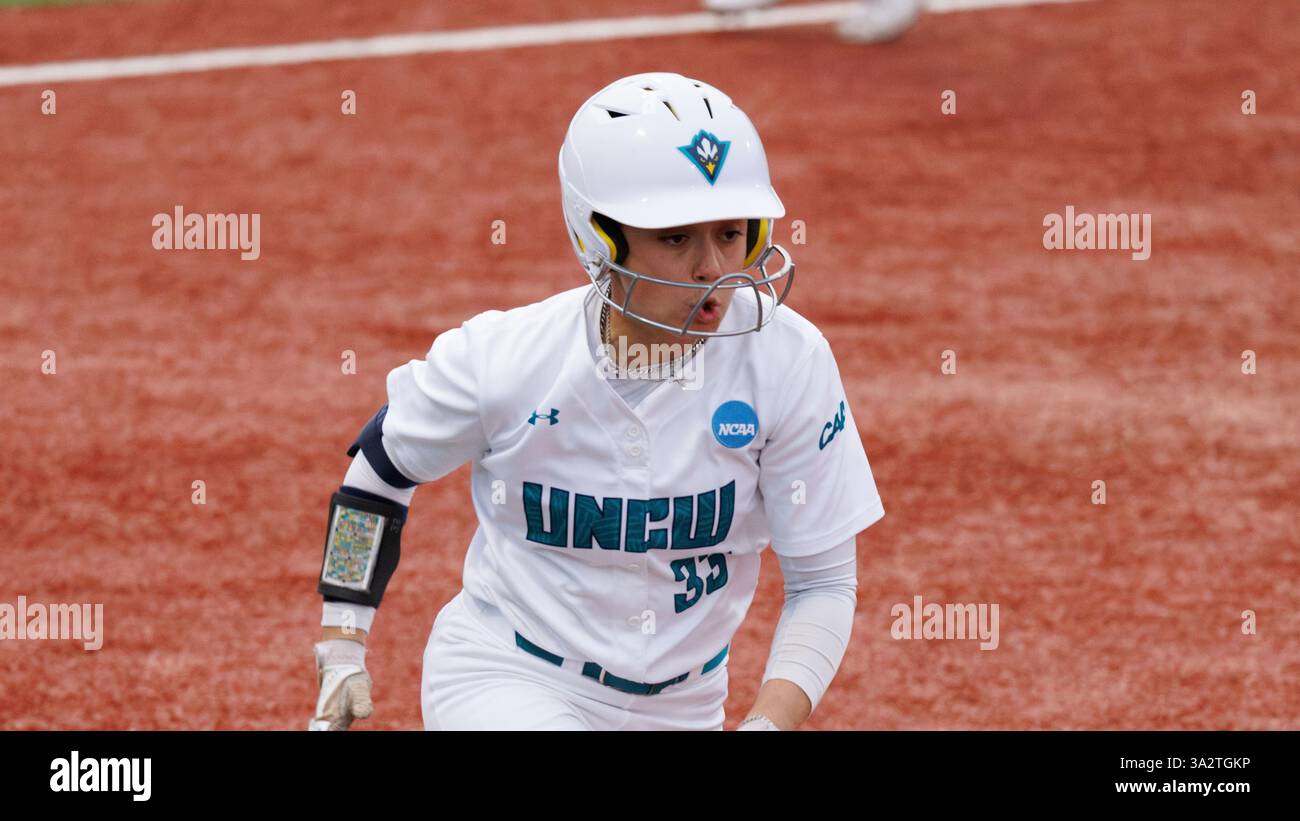 UNC Wilmington's Cassidy Relay (33) runs to first base during an NCAA ...