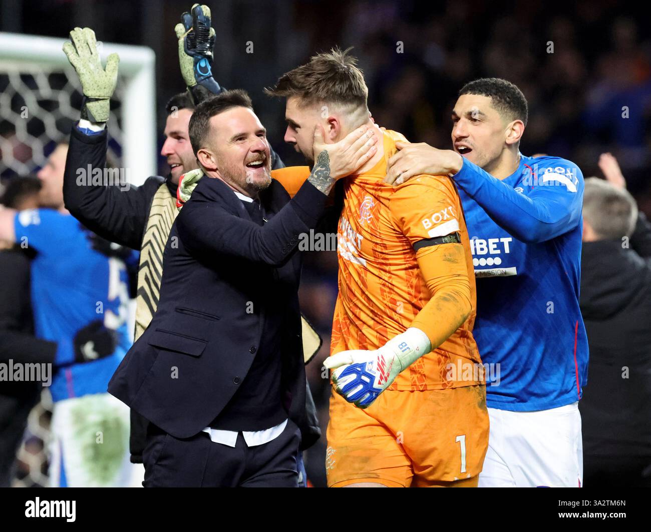 Rangers interim head coach Barry Ferguson (left) congratulates ...