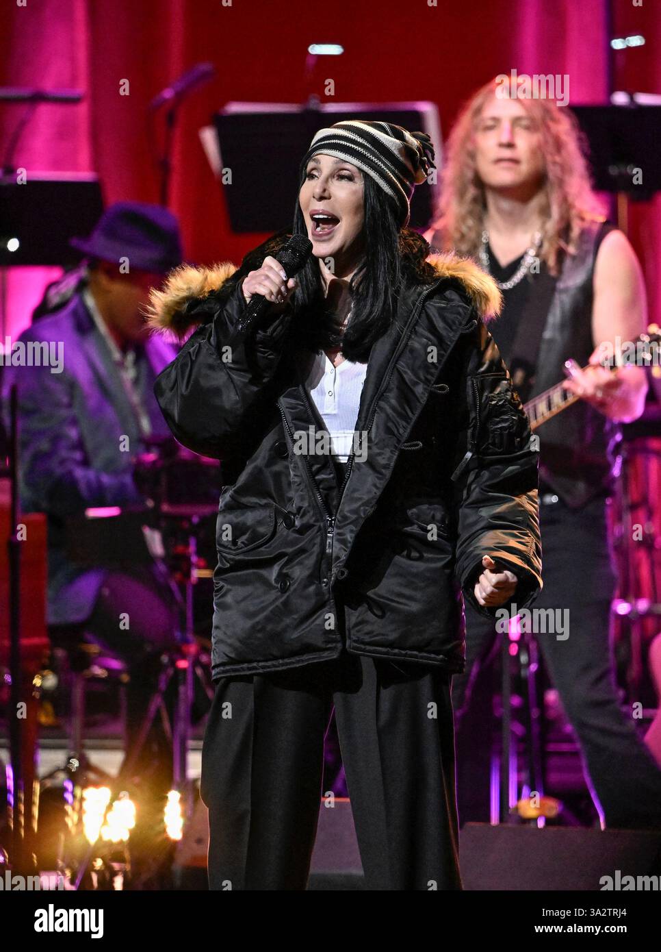 Cher performs at the 9th annual Love Rocks NYC concert benefiting God's ...