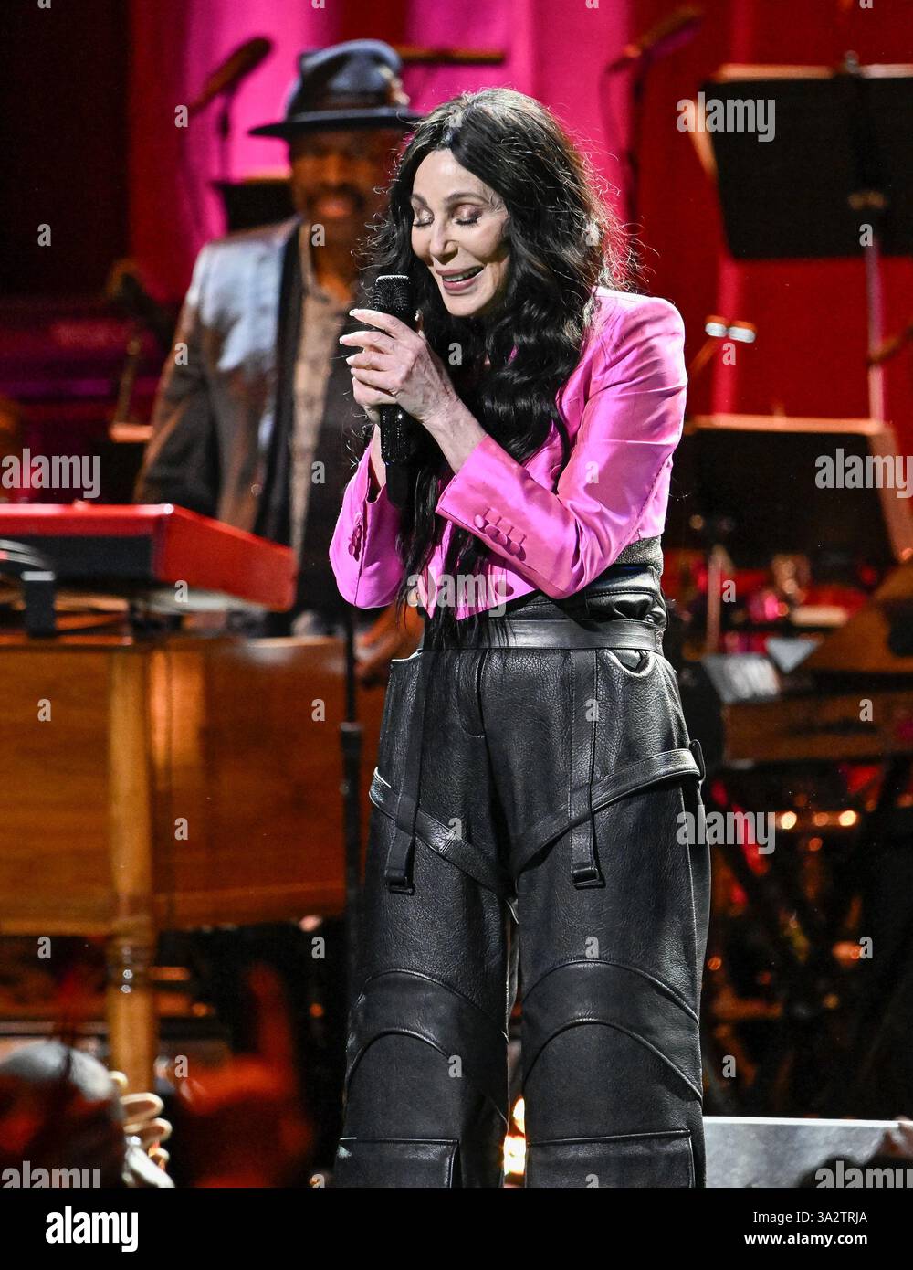 Cher performs at the 9th annual Love Rocks NYC concert benefiting God's ...