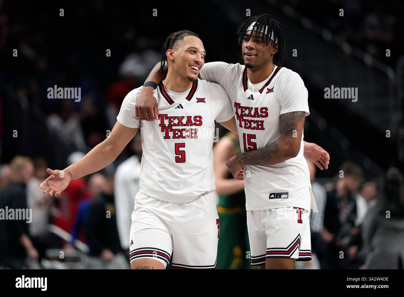 Texas Tech's Darrion Williams (5) and JT Toppin (15) celebrate after ...