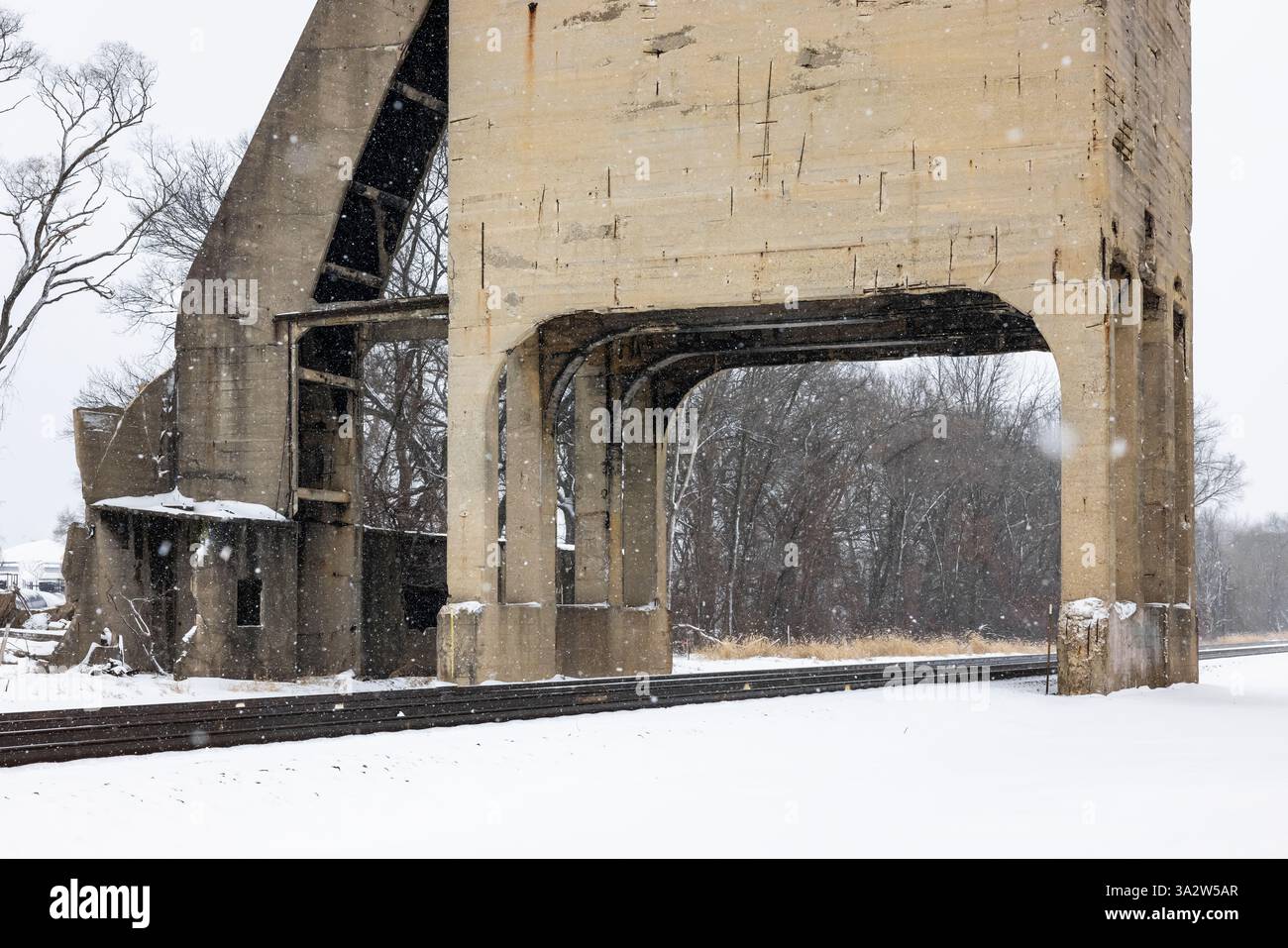 Michigan Central coaling tower, slated for demolition in 2025, in ...