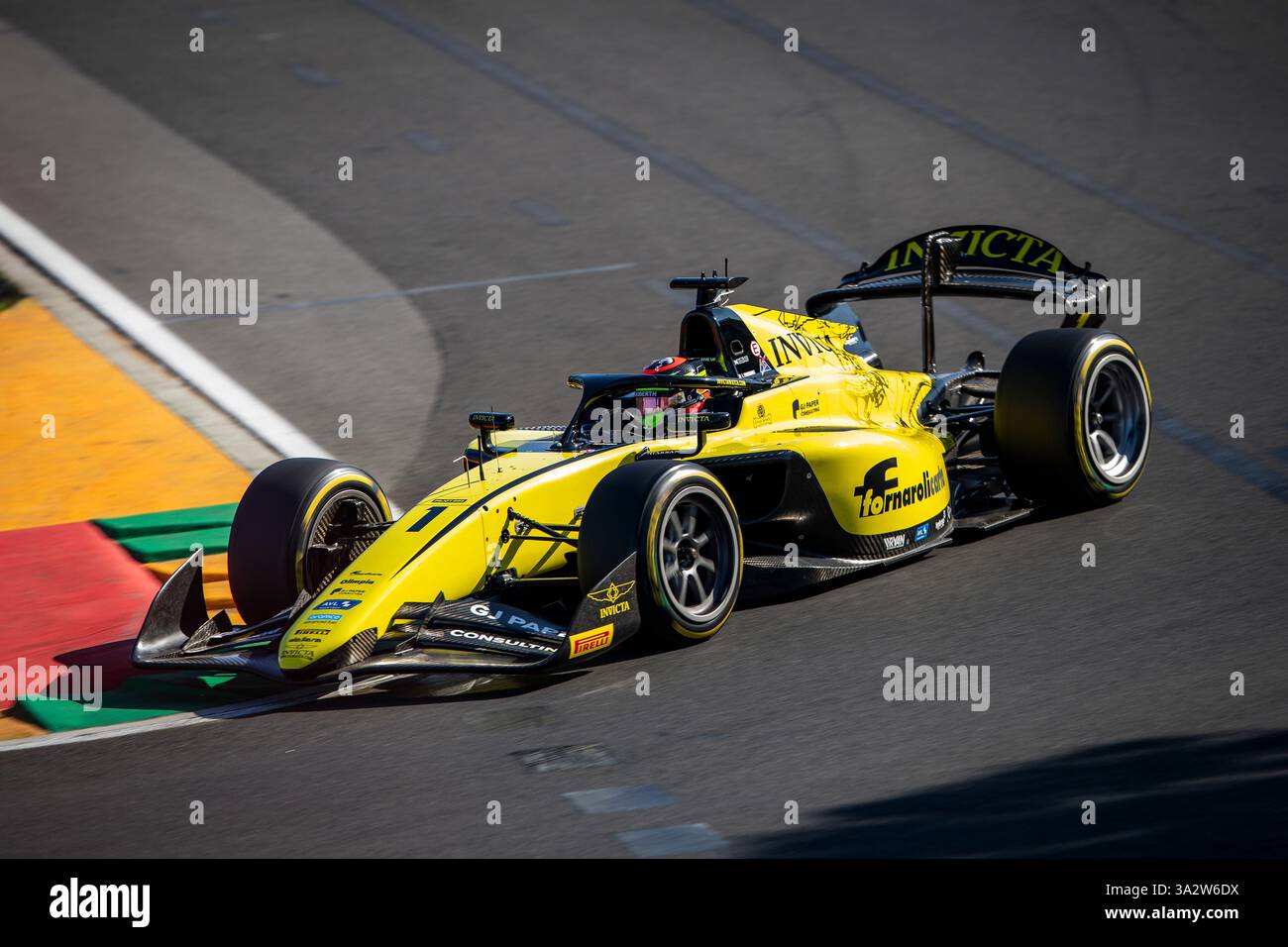 01 FORNAROLI Leonardo (ita), Invicta Racing, Dallara F2 2024, action ...