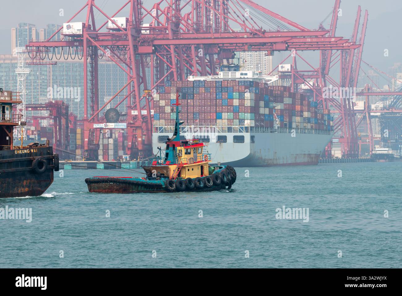 Tug boat and war ship hi-res stock photography and images - Alamy