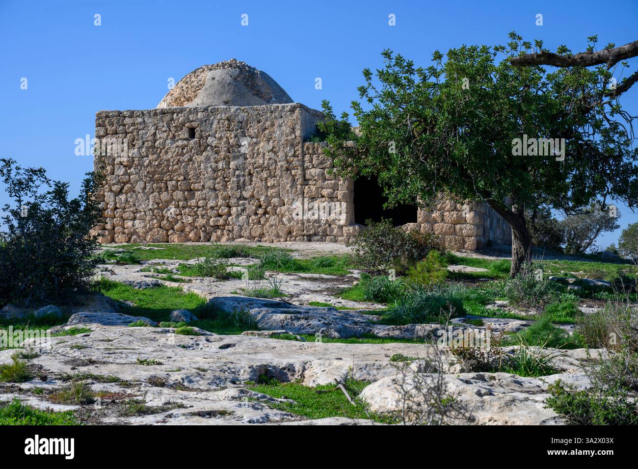 Gad Hills nature Reserve Tomb of Sheikh Ali. This sheikh's tomb was ...