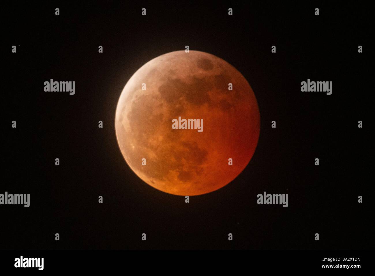 20250314rc moon008 jpg hi-res stock photography and images - Alamy