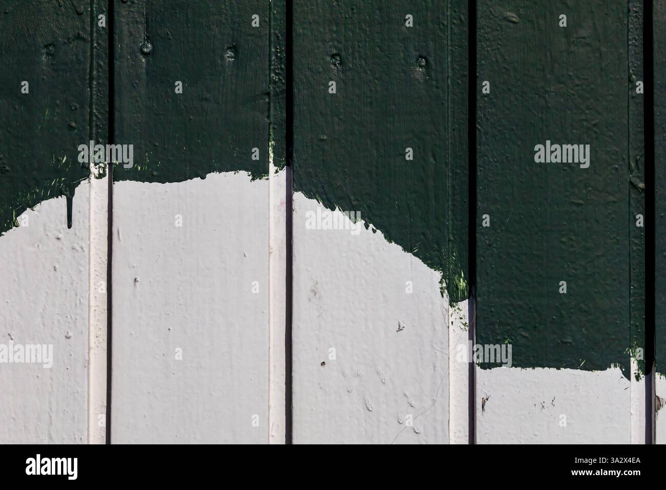 Subtle drips hi-res stock photography and images - Alamy