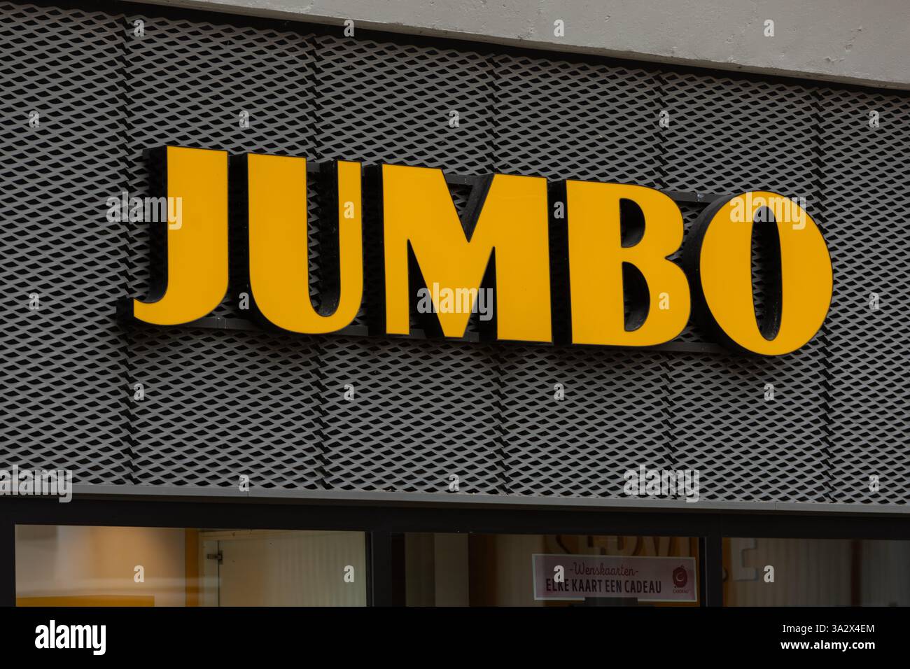 Jumbo supermarket groceries store, shop sign in Den Bosch Stock Photo ...