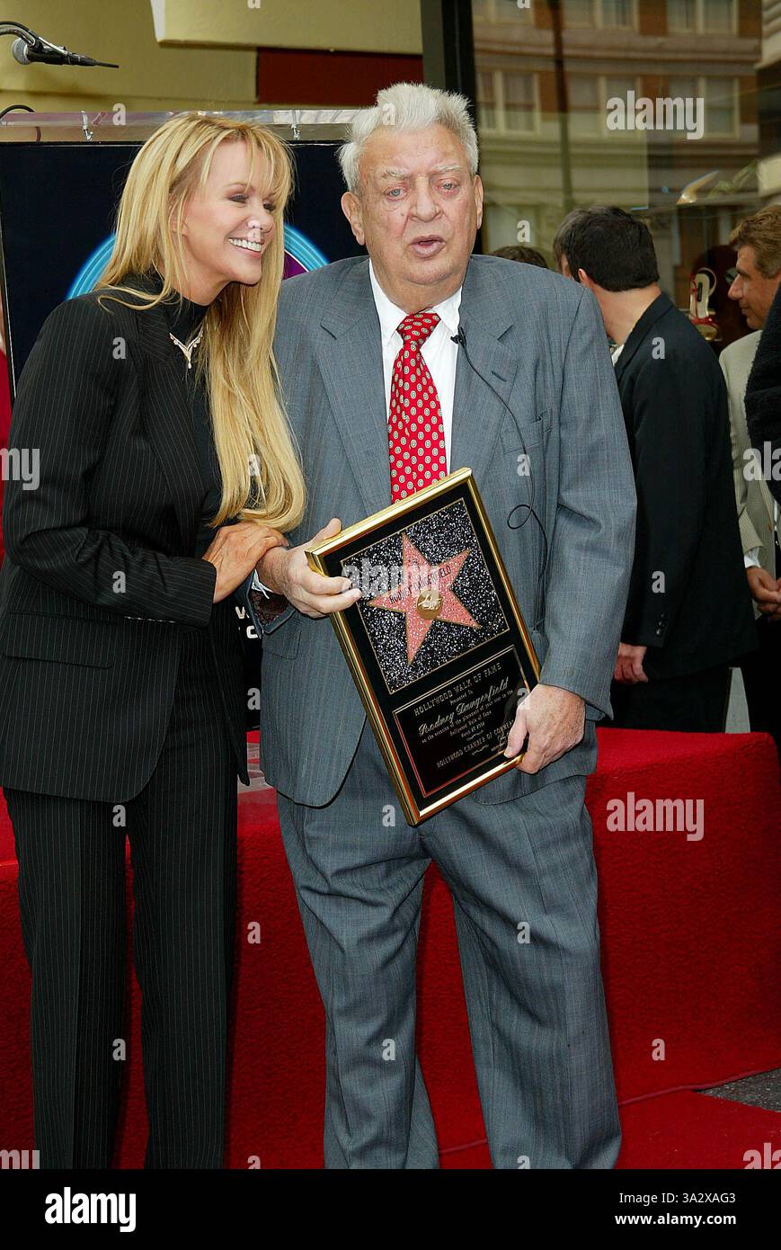 Mar. 27, 2002 - Los Angeles, CALIFORNIA - RODNEY DANGERFIELD HONORED ...