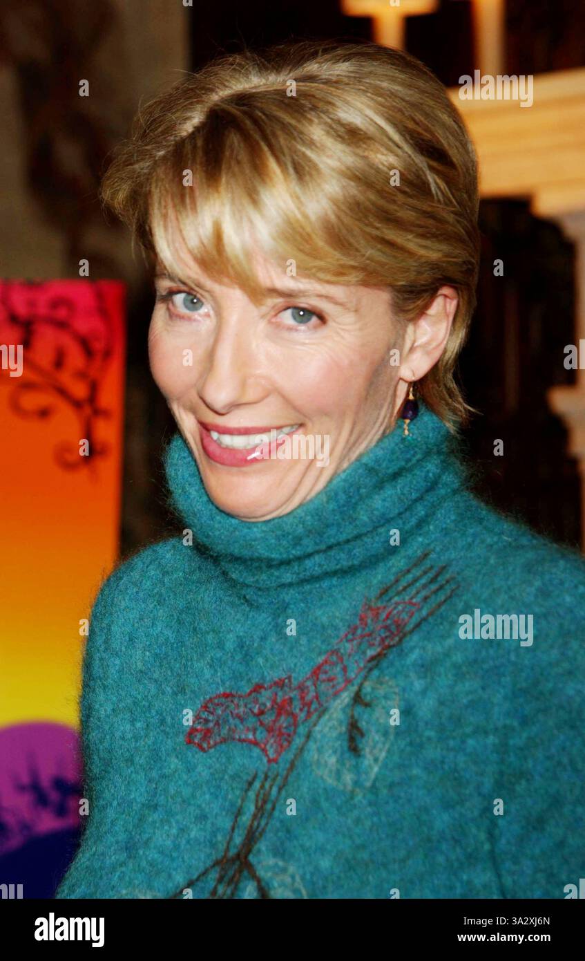June 17, 2002 - New York, NEW YORK - EMMA THOMPSON READS ''NURSE ...