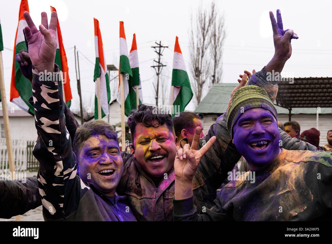 Indian security personnel belonging to Sasastra Seema Bal (SSB) dance ...