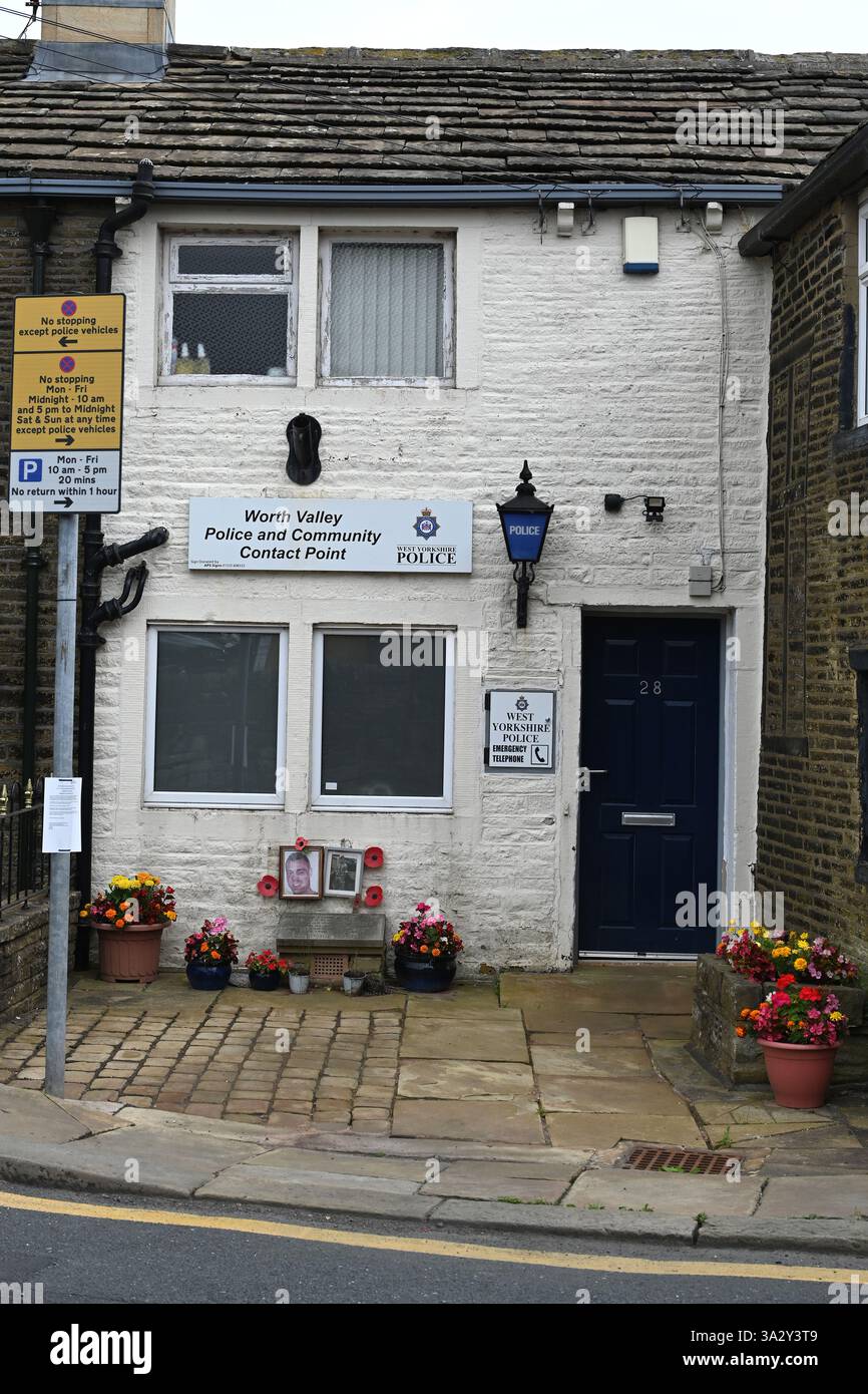 worth Valley police and community contact point, Haworth police station ...