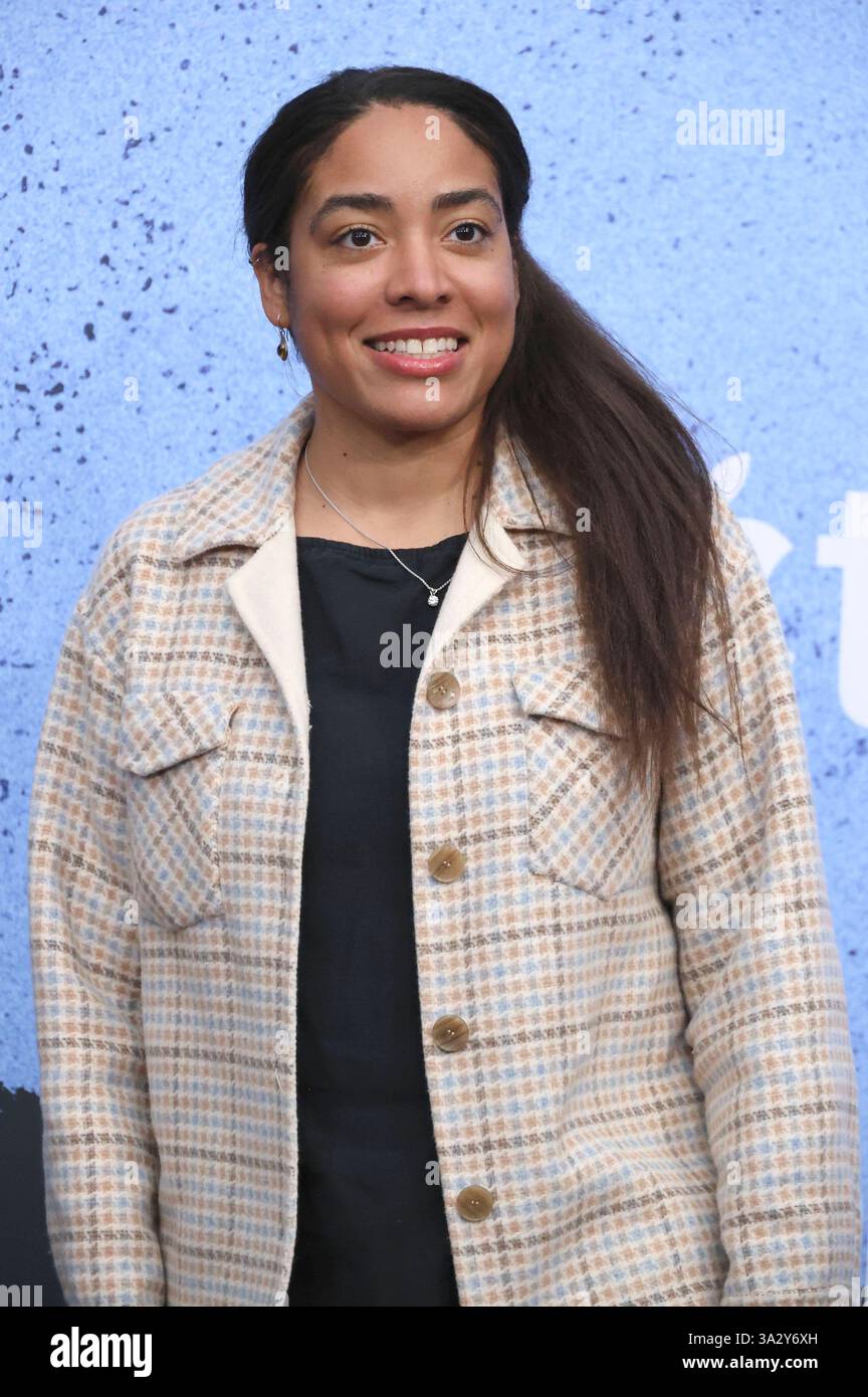 Amanda Jones beim Red Carpet Event zum Apple TV Dokumentar-Zweiteiler ...