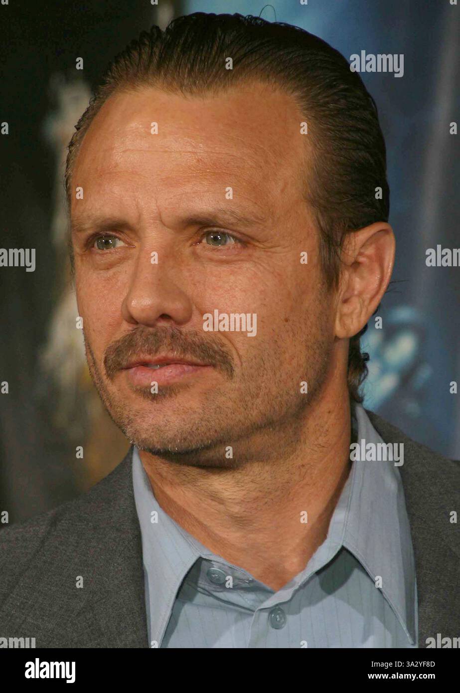 Ghosts of the abyss premiere hi-res stock photography and images - Alamy