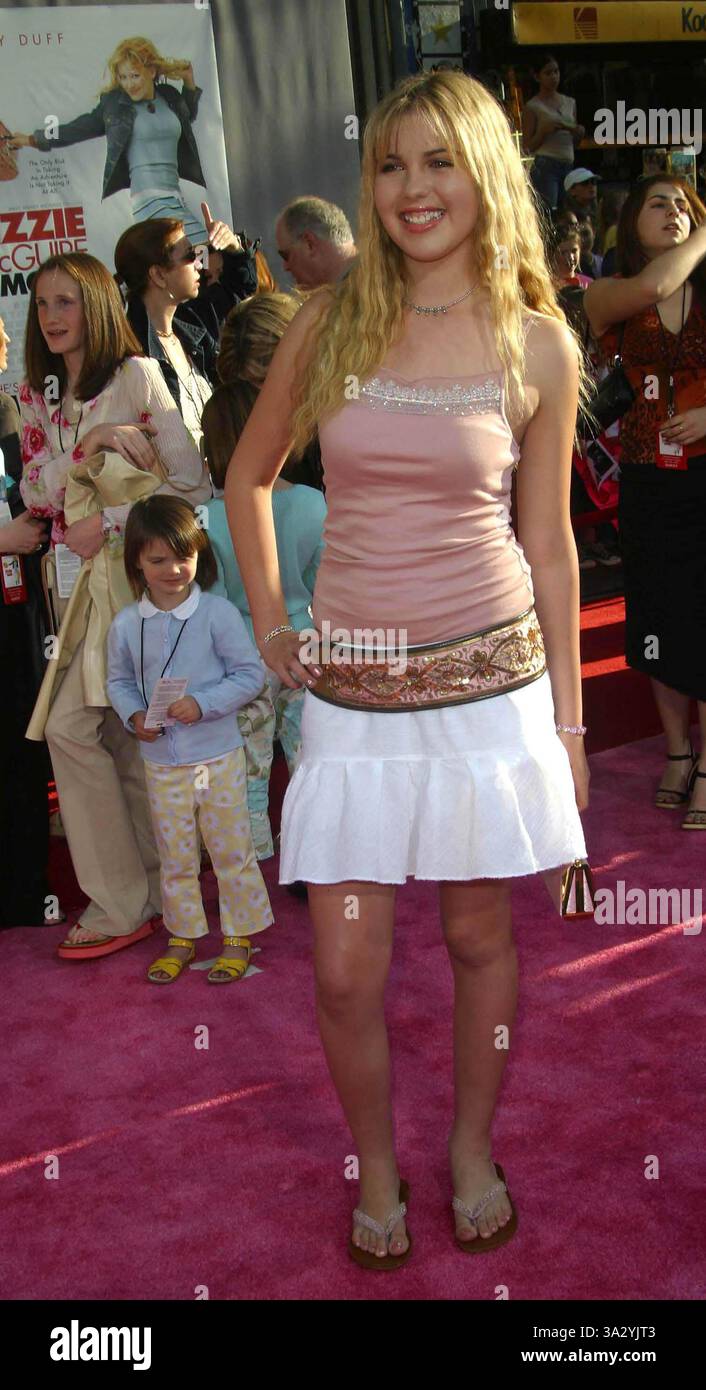Lizzie mcguire ashlie brillault hi-res stock photography and images - Alamy