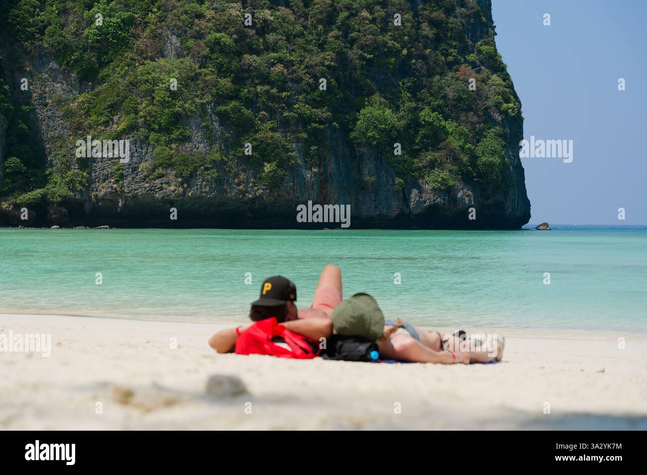 Beautiful beach in greenery hi-res stock photography and images - Alamy
