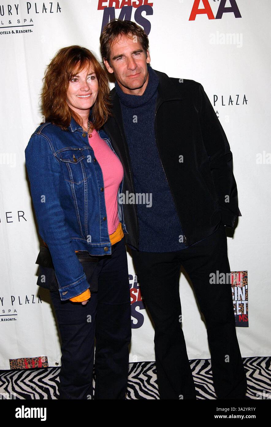 Scott bakula and wife chelsea field hi-res stock photography and images ...