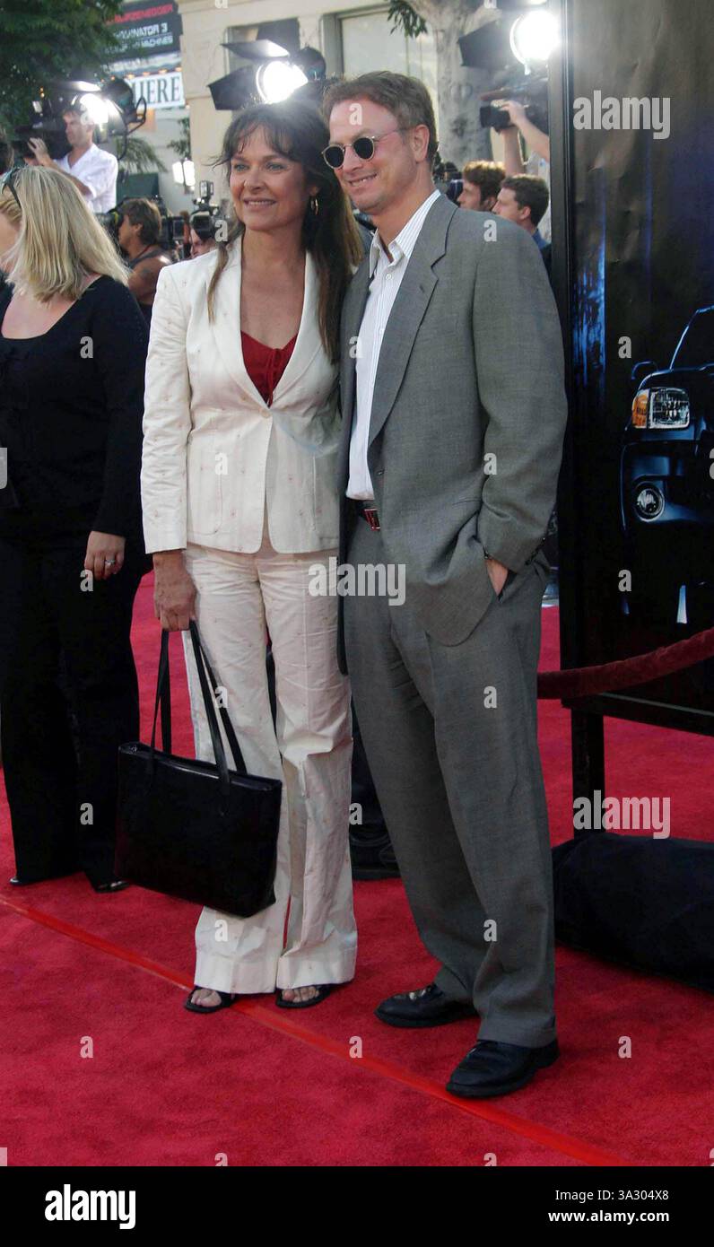 June 30, 2003 - Los Angeles, CA, USA - GARY SINISE AND WIFE MOIRA ...