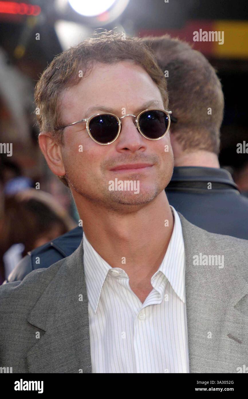 June 30, 2003 - Los Angeles, CA, USA - GARY SINISE -..TERMINATOR 3 ...