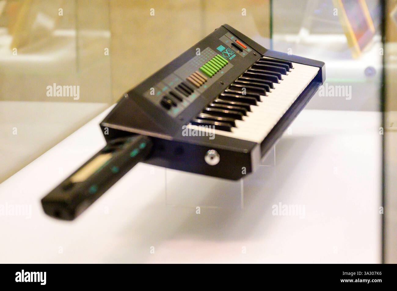 Keytar von Modern Talking im Haus der Geschichte der Bundesrepublik ...