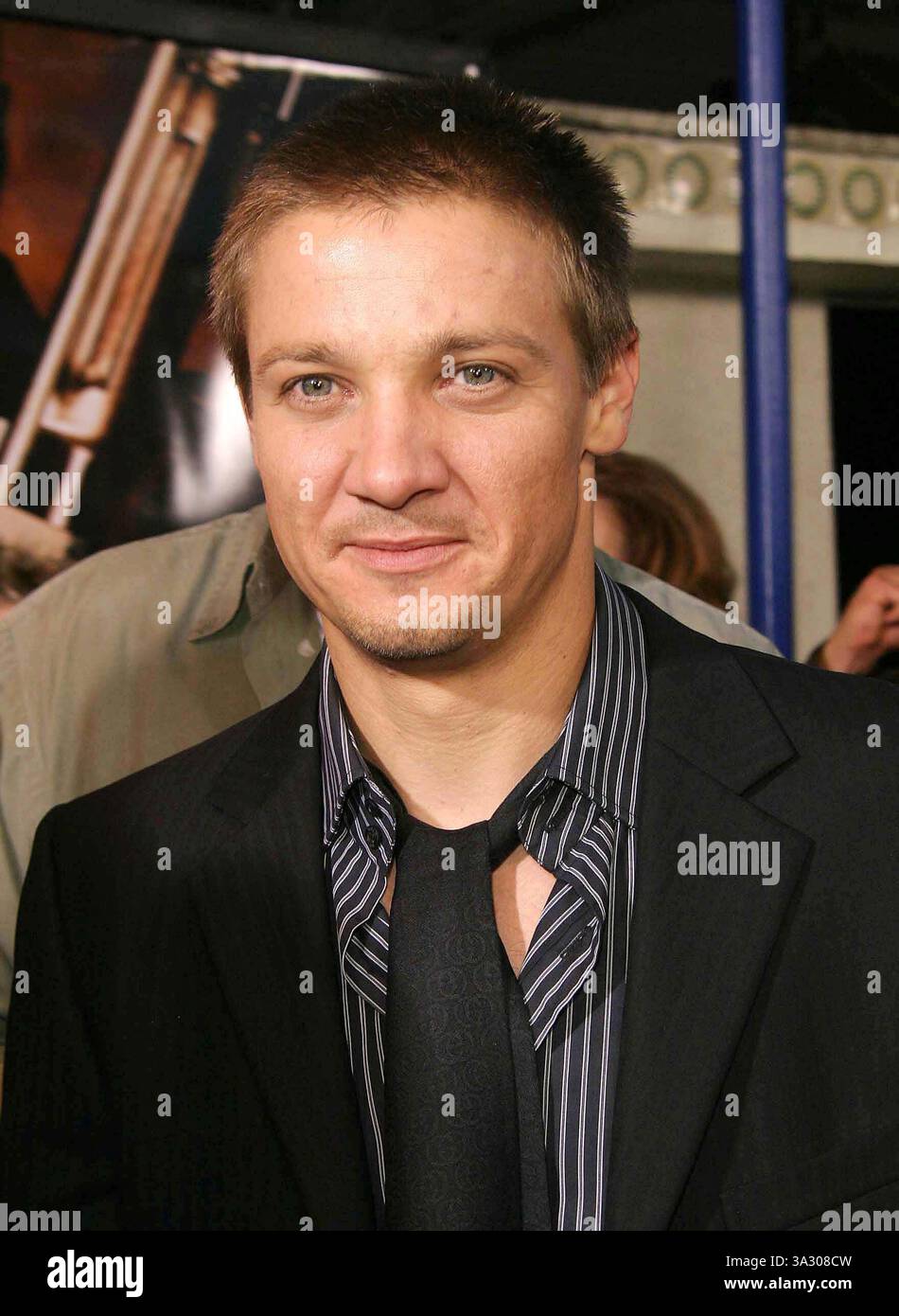 July 30, 2003 - Los Angeles, CA, USA - JEREMY RENNER -..S.W.A.T ...