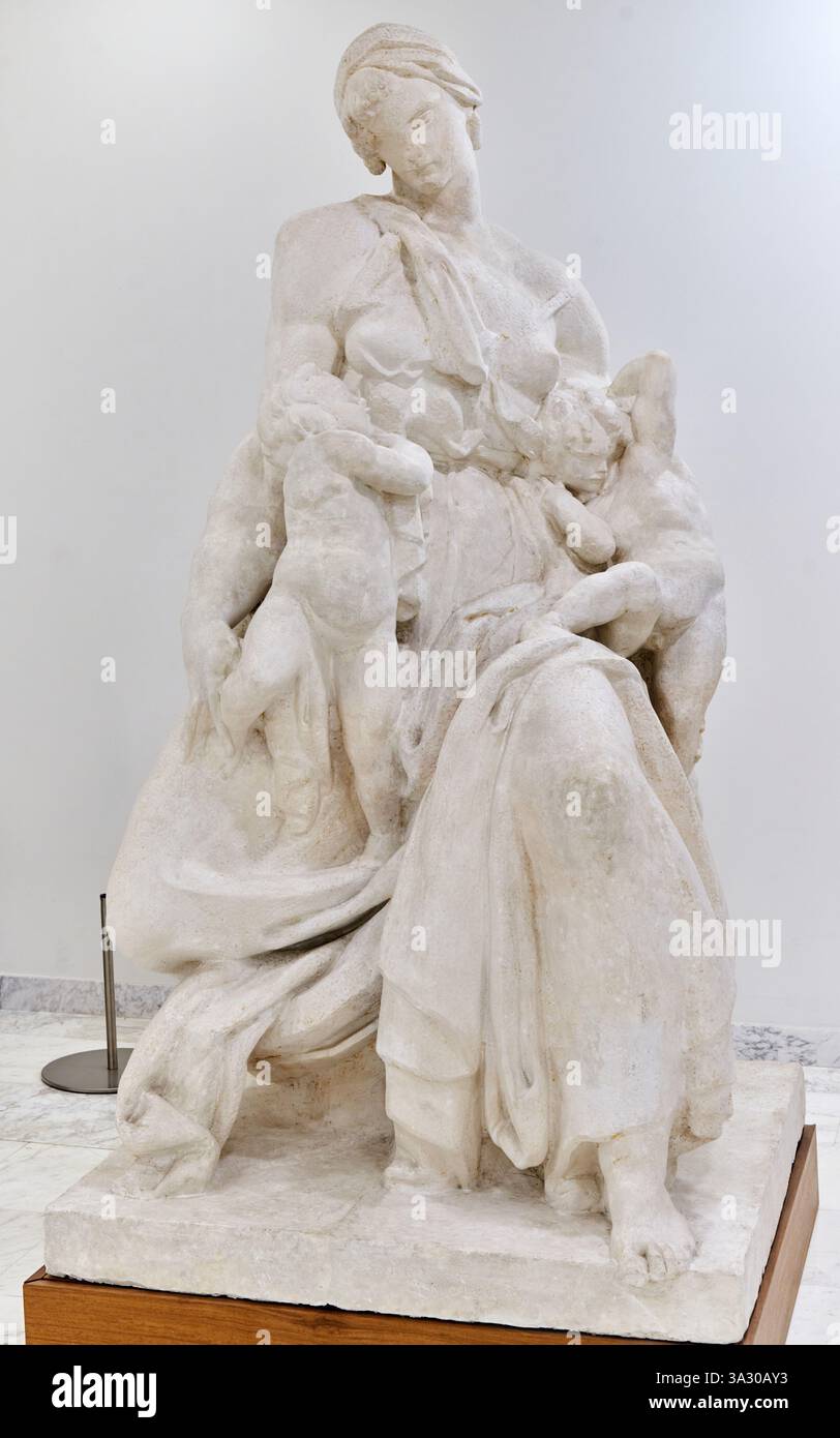 Maternity, 1931, plaster, SALVADOR VIVÓ TORRES (València, 1905-Roma ...