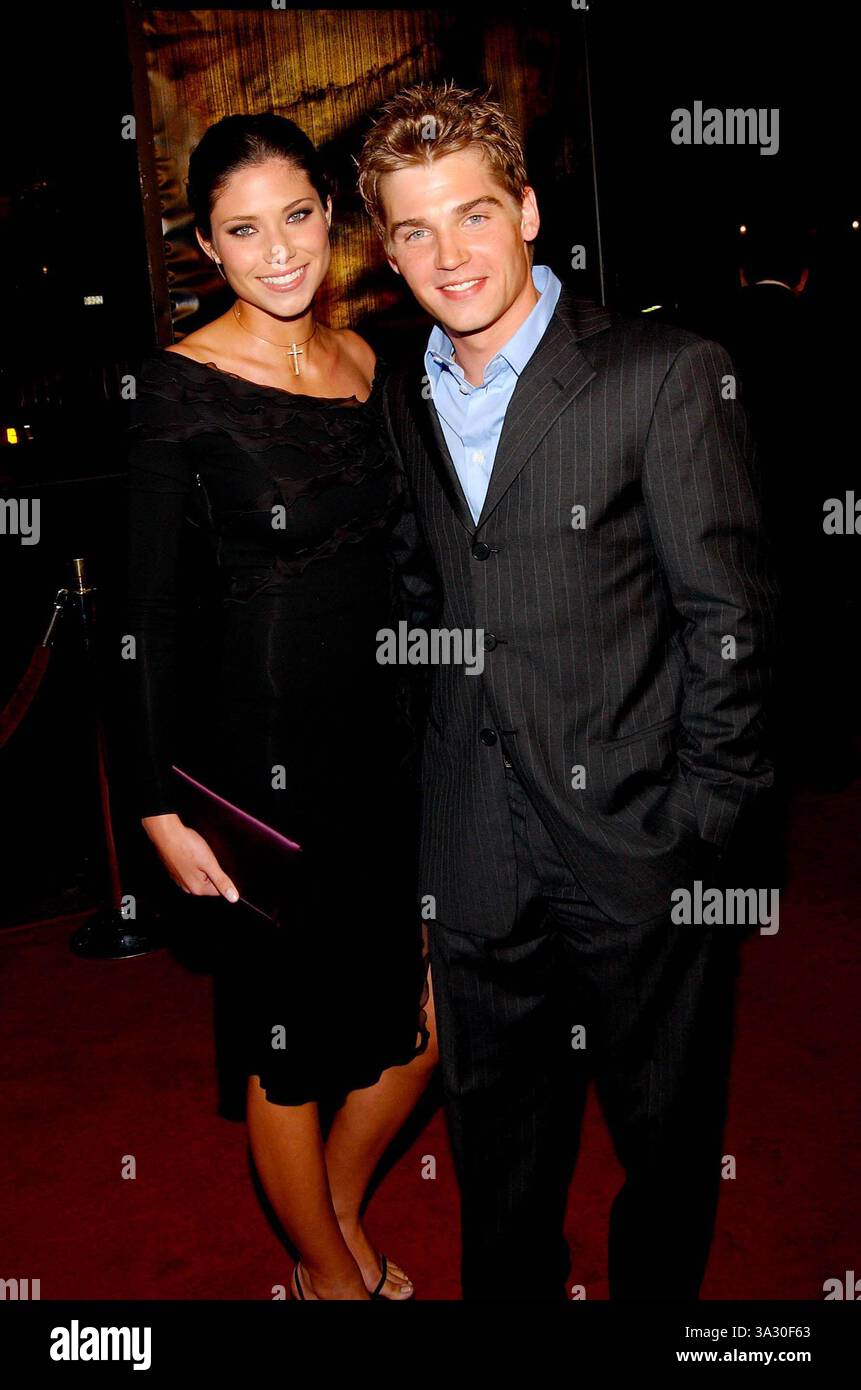 The texas chainsaw massacre mike vogel hi-res stock photography and ...