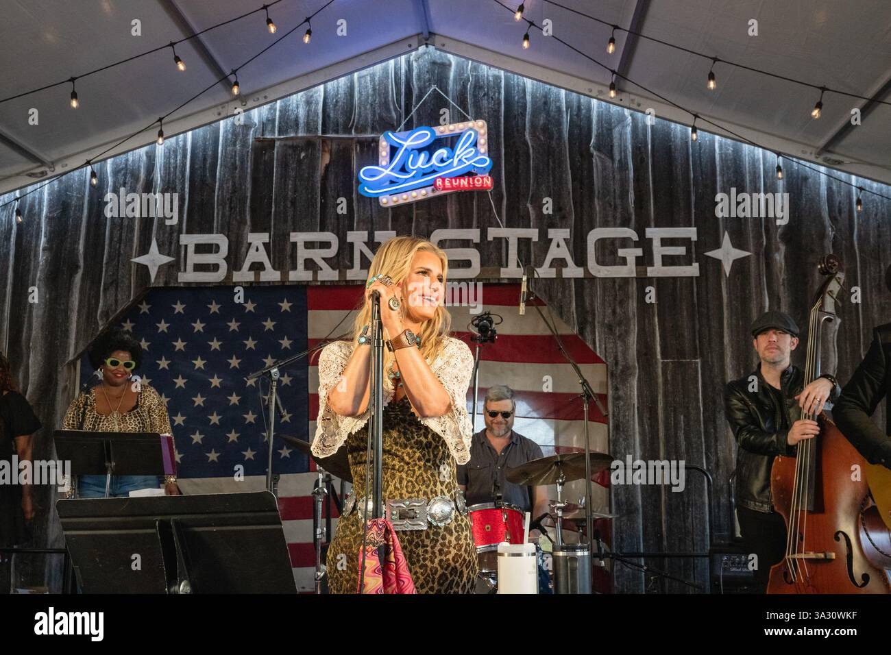 SPICEWOOD, TEXAS - MARCH 13: Jessica Simpson performs in concert during ...