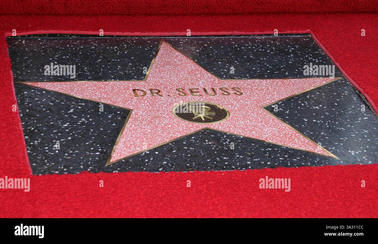 Mar. 11, 2004 - Hollywood, CALIFORNIA, USA - DR SEUSS STAR -..DR SEUSS ...