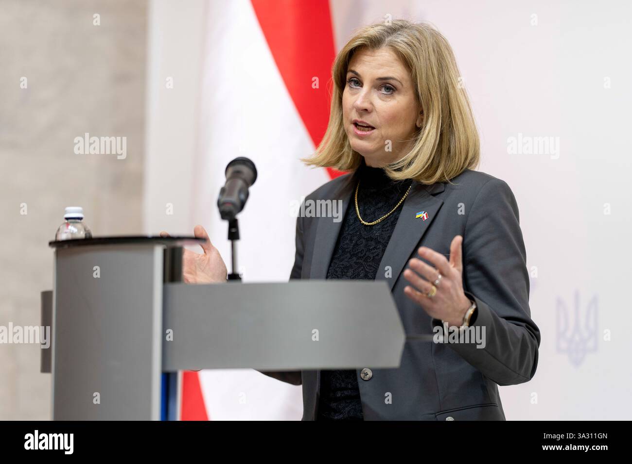 Austrian Foreign Minister BEATE MEINL-REISINGER visits her counterpart ...