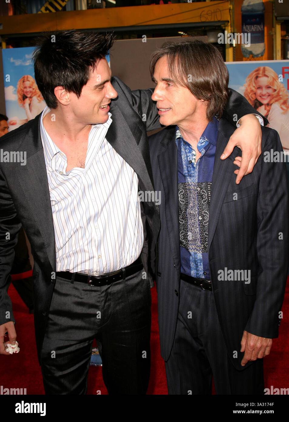 May 26, 2004 - Hollywood, CALIFORNIA, USA - K37532KI.RAISING HELEN ...