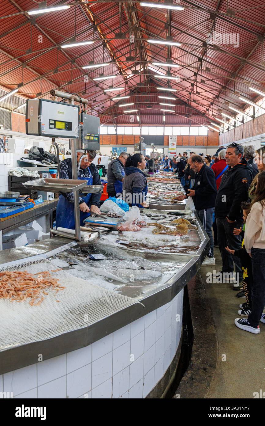 Saturday Fish Market at Olhao, Faro, Portugal Stock Photo - Alamy