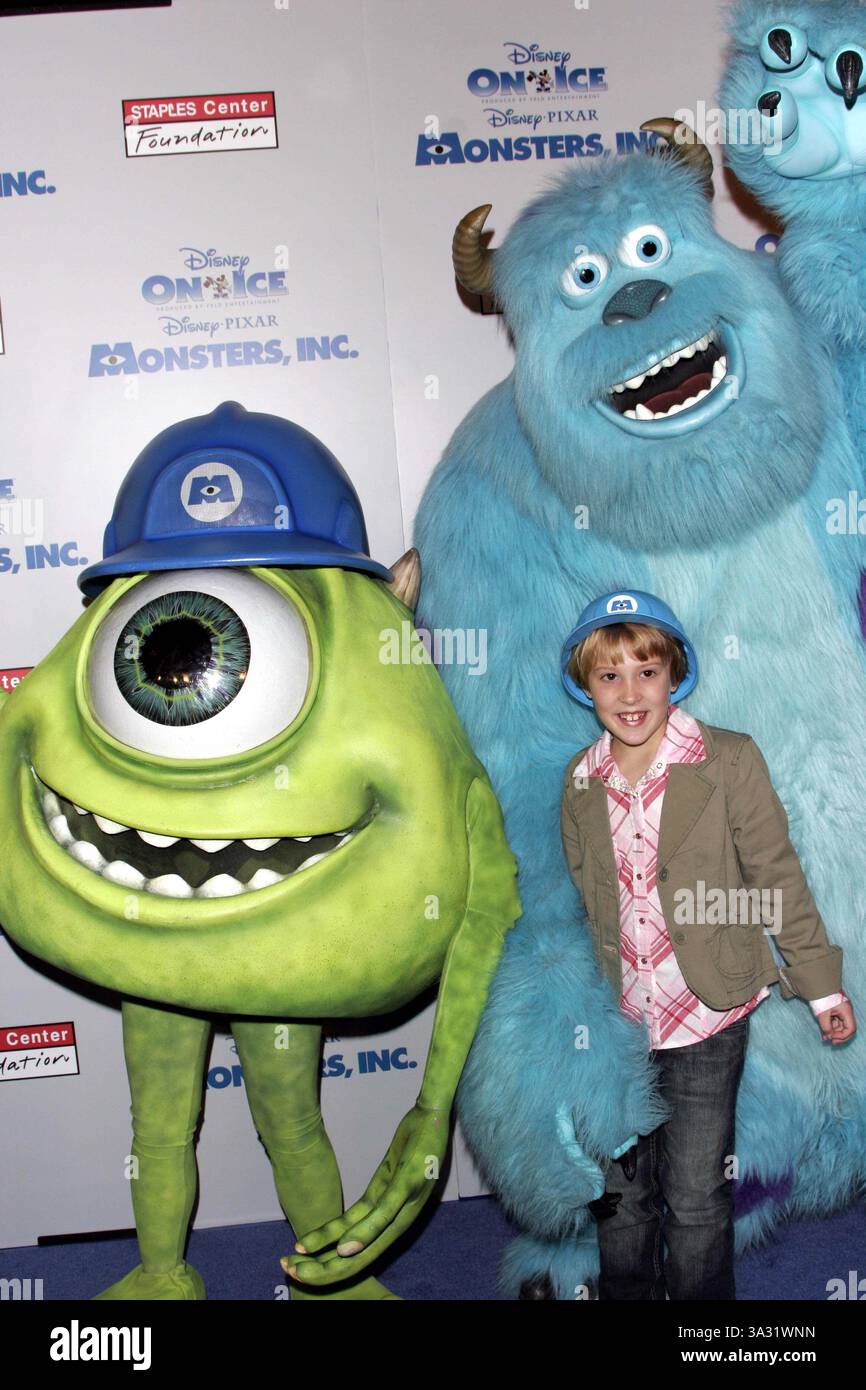 Dec. 23, 2004 - Los Angeles, CALIFORNIA, USA - MARY GIBBS -.DISNEY ON ...