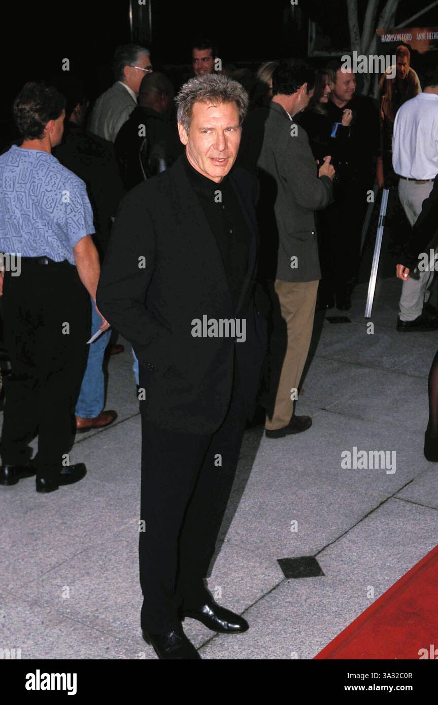 Aug. 9, 2005 - K12587NP.6-8-1998.SIX DAYS, SEVEN NIGHTS PREMIERE IN LA ...